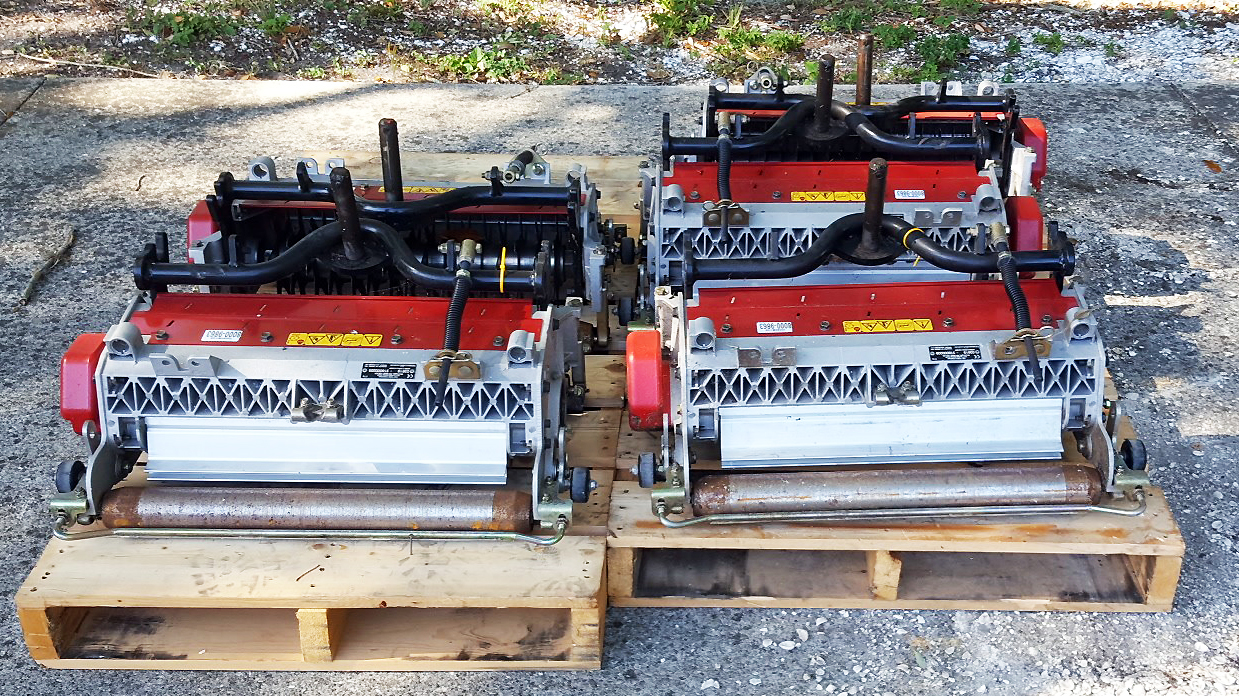 Used Toro Fairway Verticutters - 8000-9863