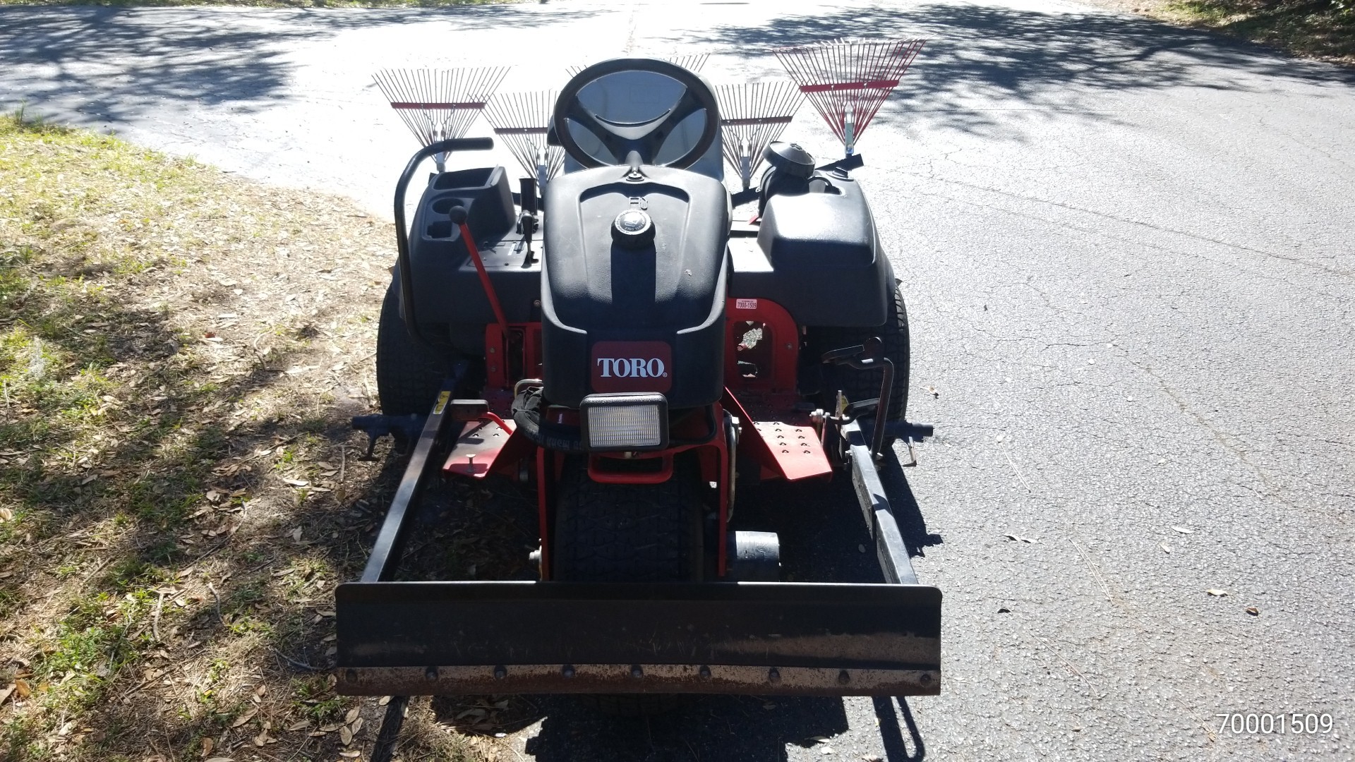 Used Toro Sand Pro 3040 - 7000-1509