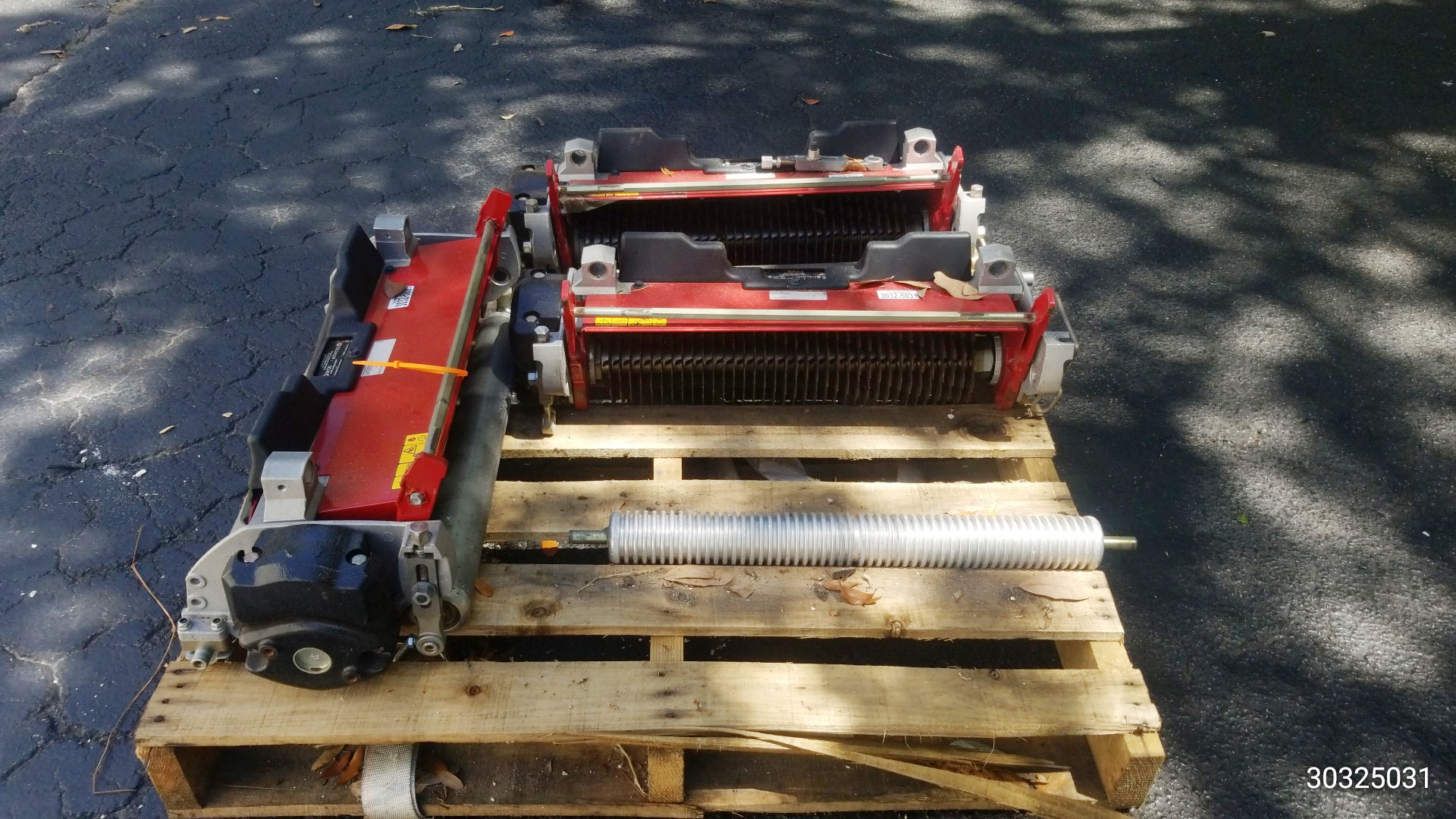 Used Toro TriFlex Thatchers - 3032-5031